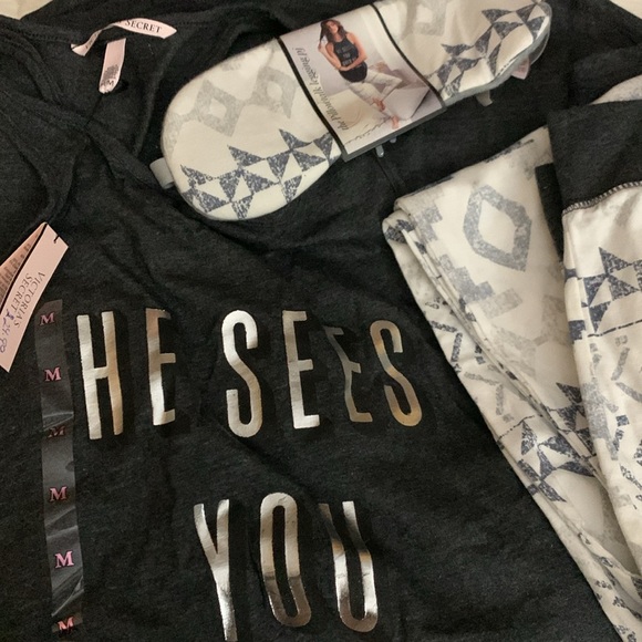 Victoria's Secret | Intimates & Sleepwear | Victorias Secret Pajama Set ...